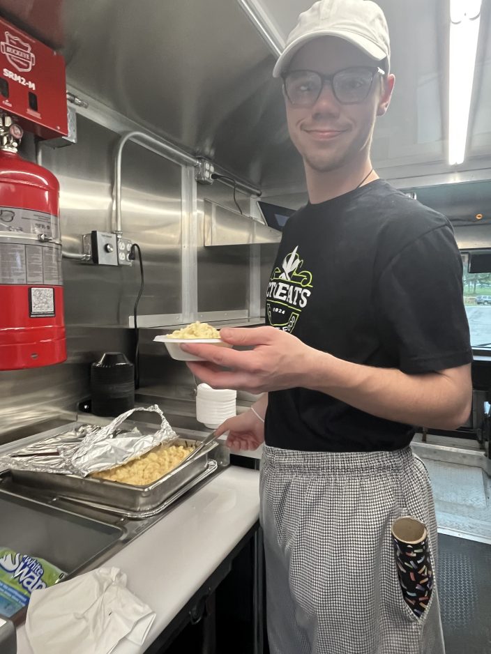Classroom on wheels: Greene County CTC unveils student-run food truck ...